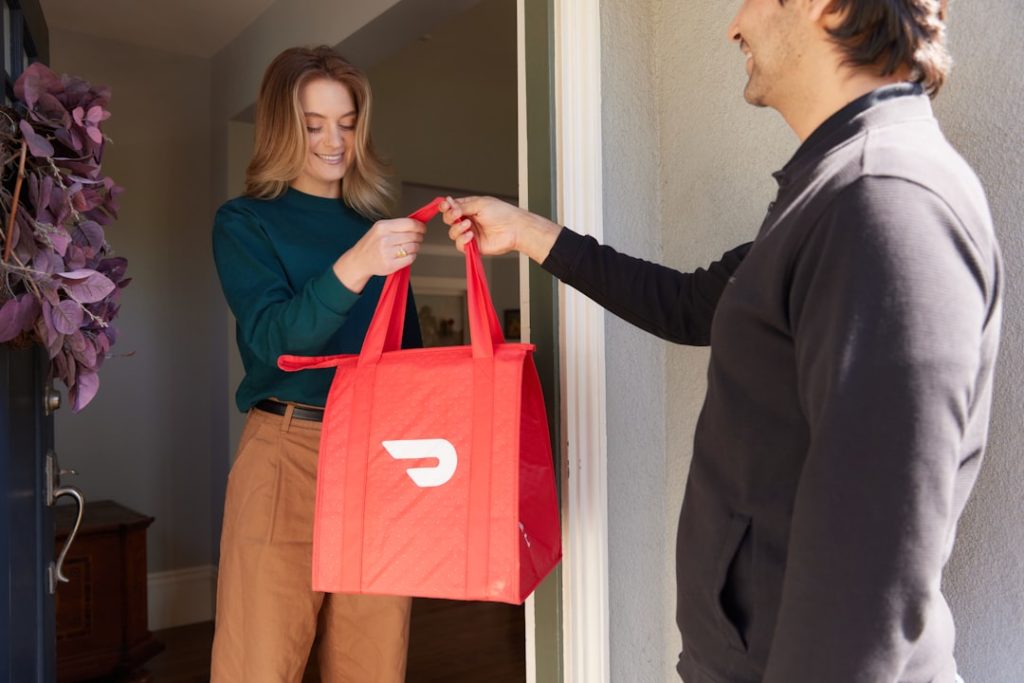 Where Does ASOS Ship From? A Full Breakdown for Buyers in 2025 - Unit ...